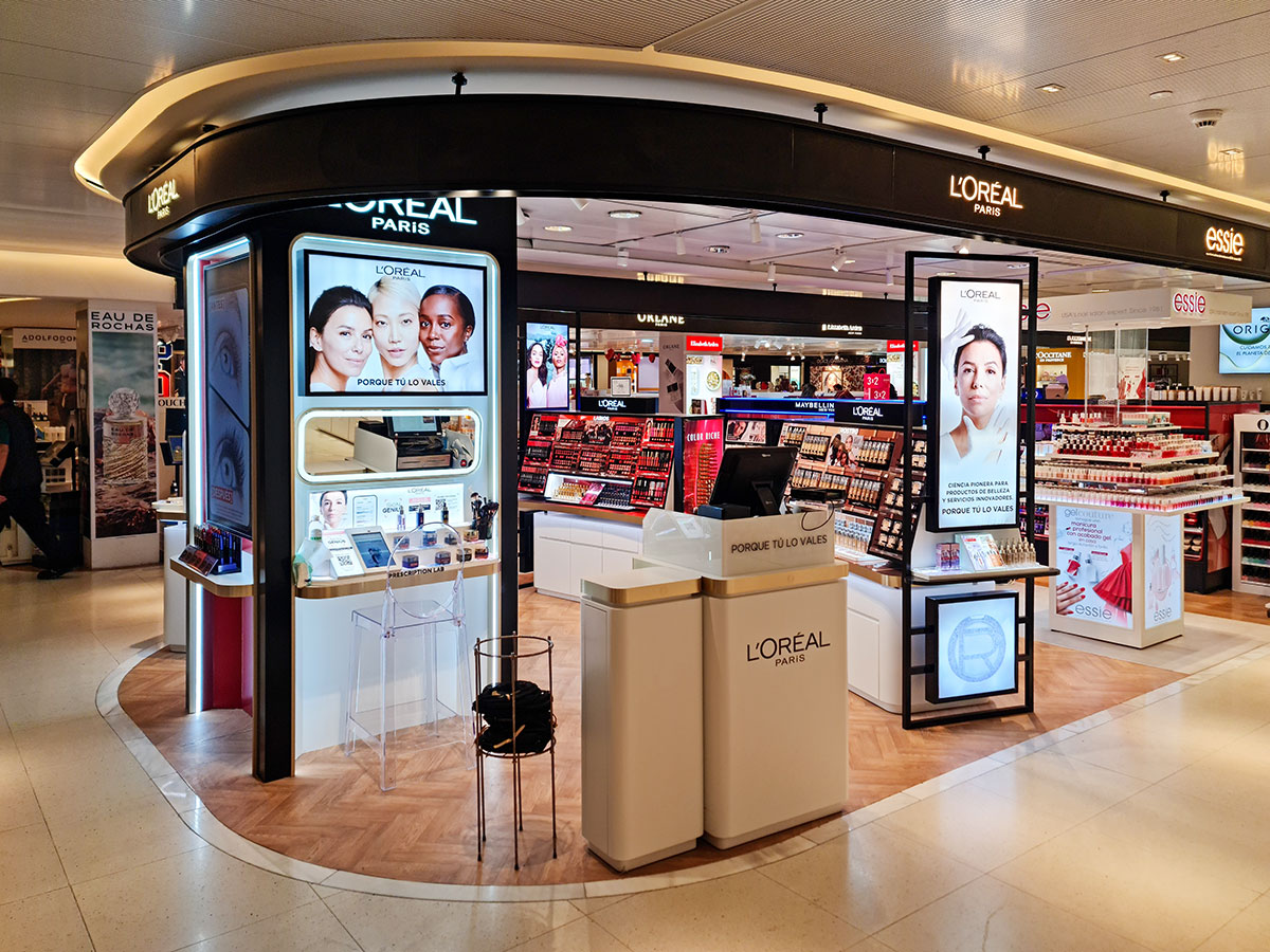 Stand L´Oreal Paris El Corte Inglés Castellana (Madrid) - Aluma3